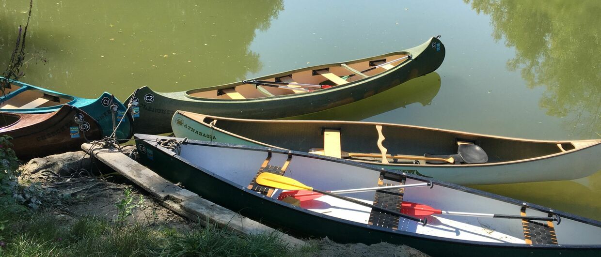 Kanutouren durch Flussauen